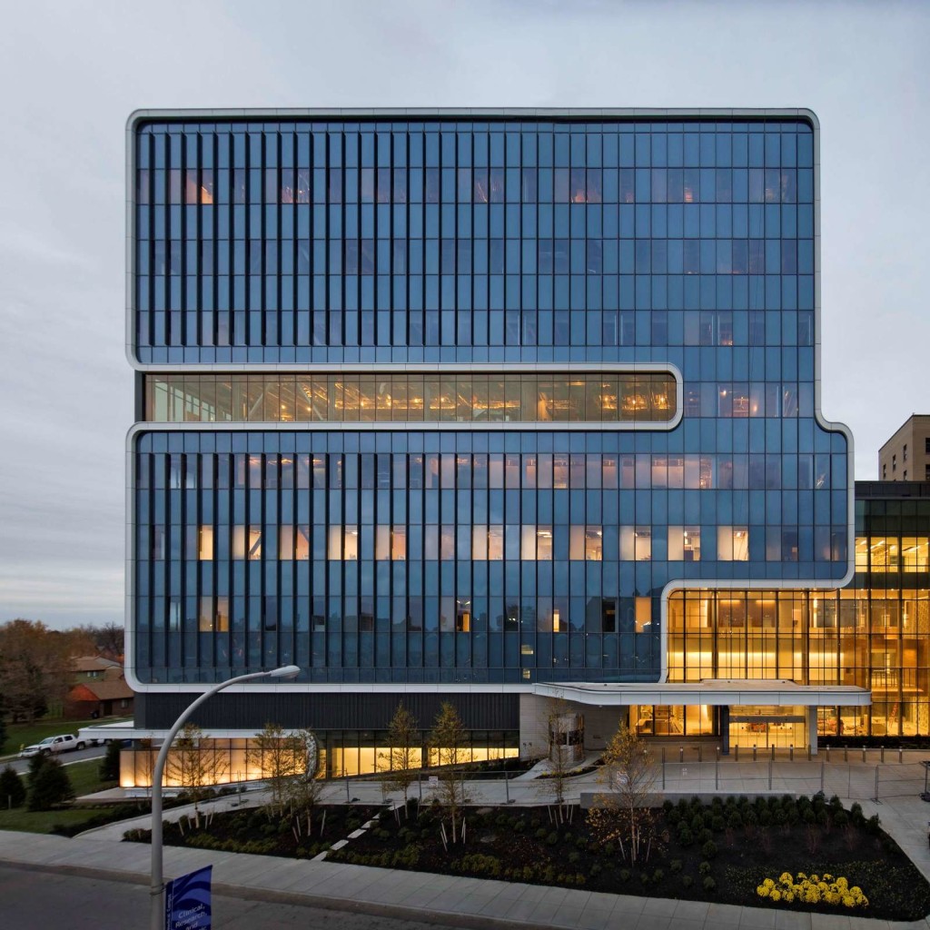 50 Amazingly Beautiful University Hospitals in North America